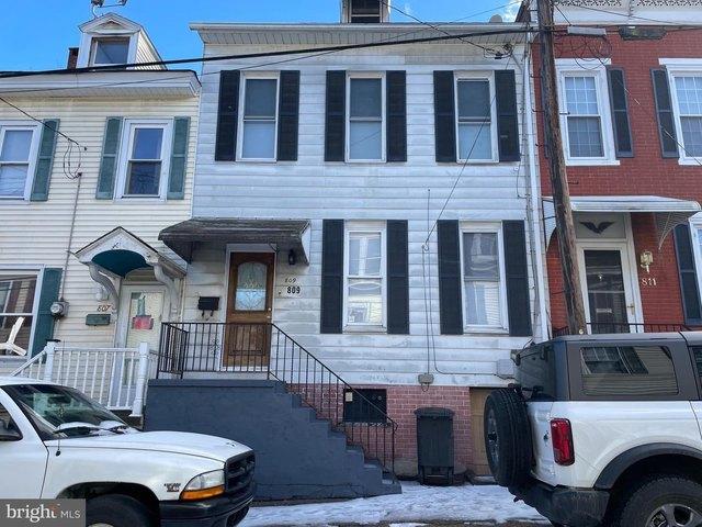 809 W Norwegian St, Pottsville, PA 17901