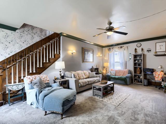 809 W Park Avenue