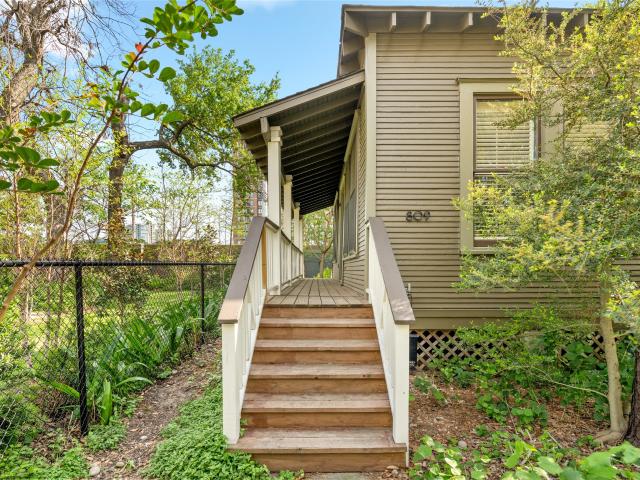 809 Woodrow St, Houston, TX 77006 | MLS #8775
