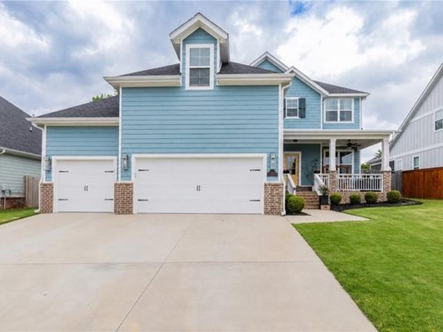 809 Wembley Park, Cave Springs, AR 72718