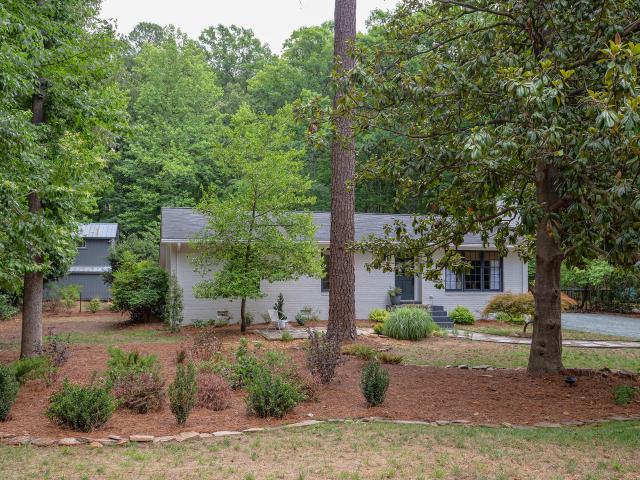 809 Tinkerbell Road