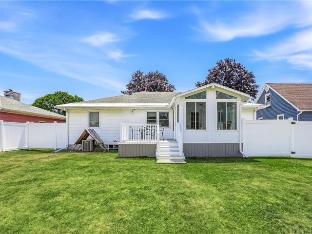 809 Van Buren Avenue