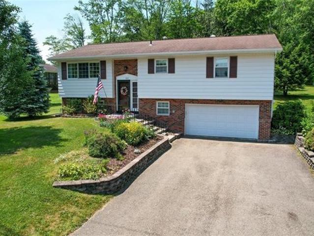 809 Zeggert Rd, Endicott, NY 13760