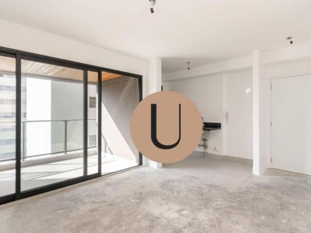 80,93m² próximo ao Metrô Vila Madalena em cond. Completo!