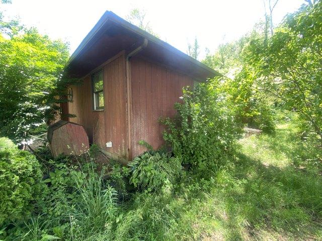 80 Tanglewood Trl, Valparaiso, IN 46385