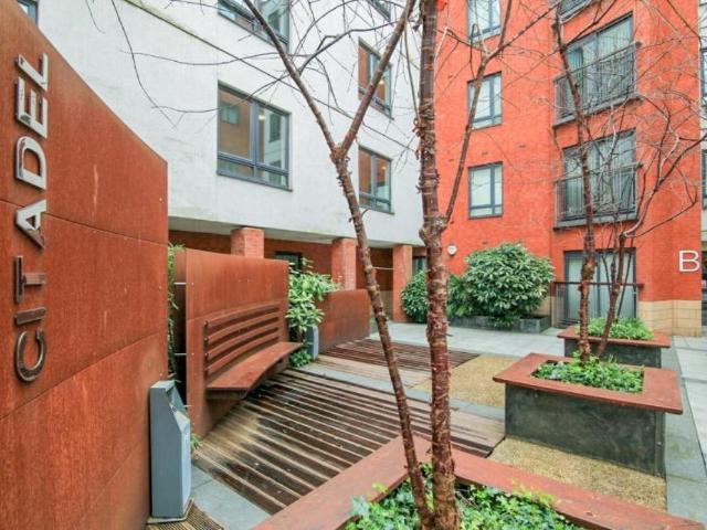 80 The Citadel, 15 Ludgate Hill, Manchester M4, 2 bed flat to rent, £1,350 pcm | PrimeLocation