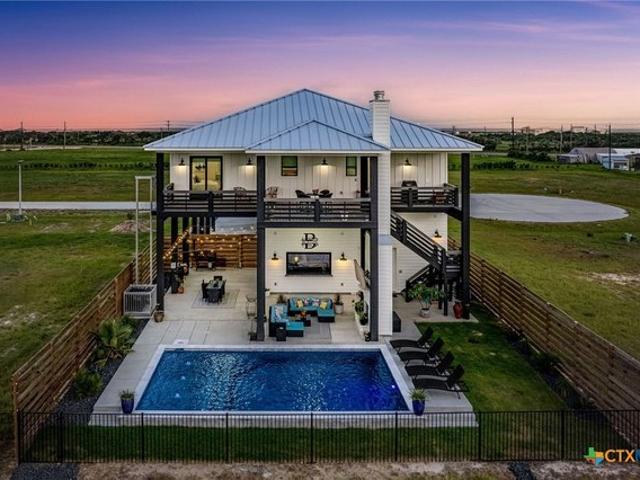 80 W Clear Water, Port O'Connor, TX 77982