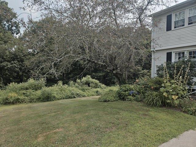 80 Wellswood Rd Apt 8, Hebron, CT 06231