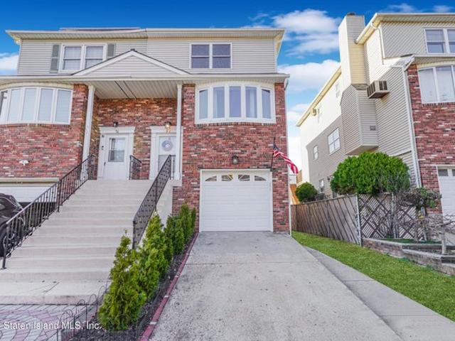 80 Willow Wood Ln, Staten Island, NY 10308