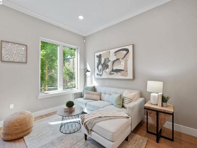 80 Woodbury Highlands Pl 10
