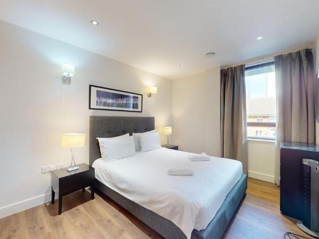 80 Back Church Lane, Twyne House Apartments, London E1, 2 bed flat to rent, £3,250 pcm | PrimeLocation