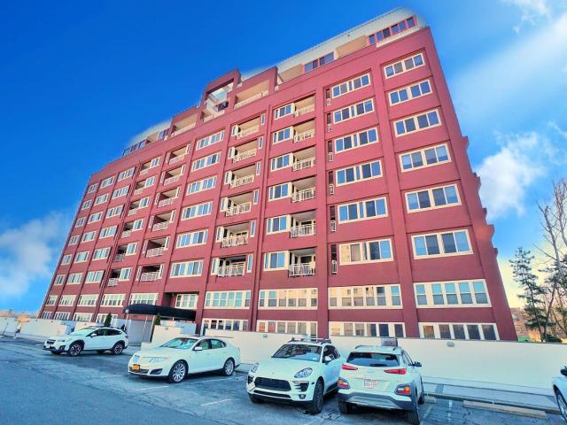 80 Bay St Landing, Unit 4A