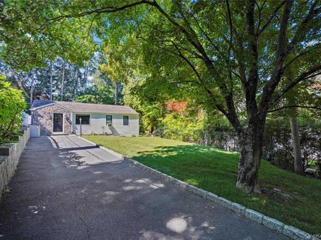 80 Bischoff Ave, Chappaqua, NY 10514