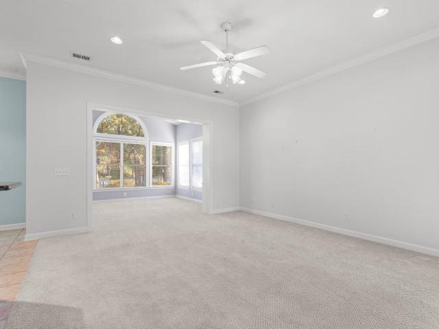 80 Camden Circle