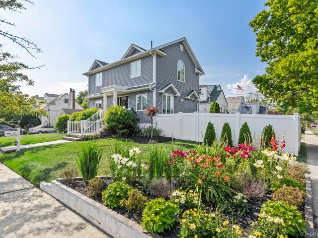 80 Central Boulevard