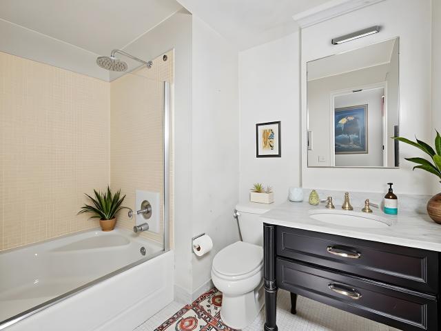 80 Central Park West, Unit 4C | Compass