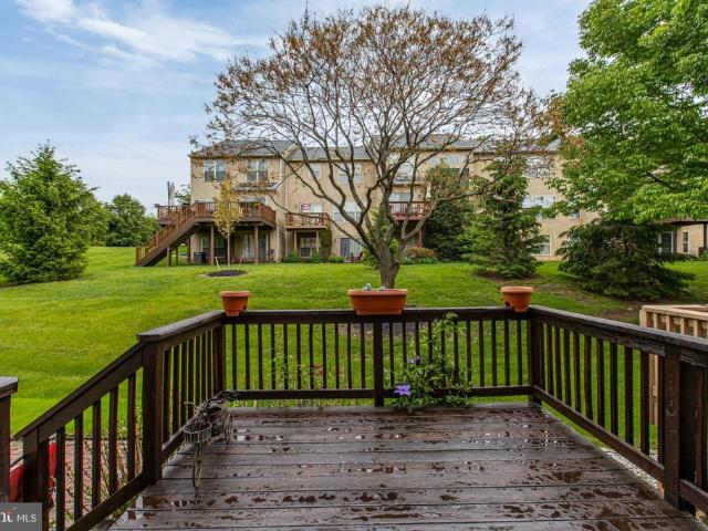 80 Chadwick Circle