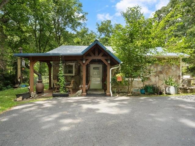 80 County Road 213, Berryville, AR 72616