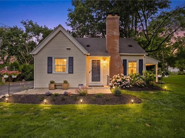 80 Daytona Ave, Webster, NY 14580