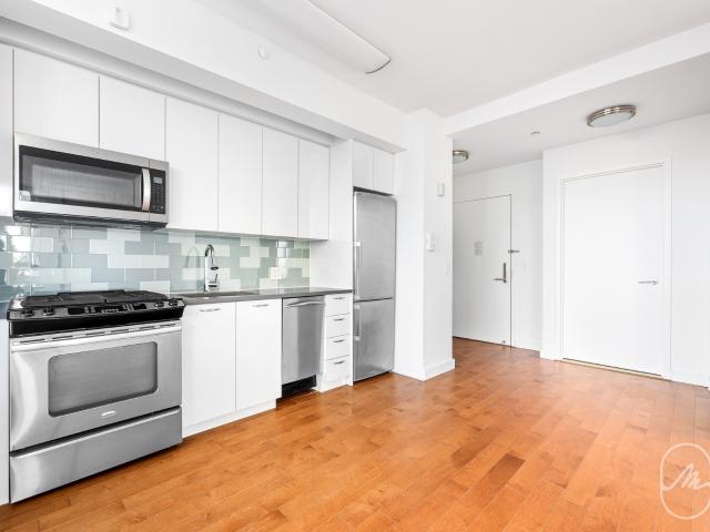 80 De Kalb Avenue, Brooklyn, NY
