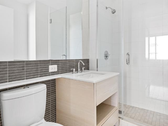 80 De Kalb Avenue, Brooklyn, NY