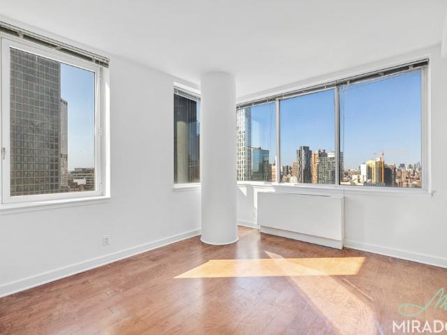 80 De Kalb Avenue, Brooklyn, NY