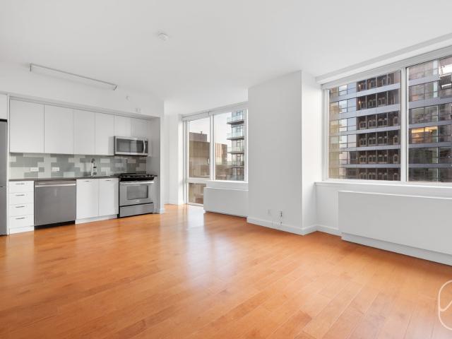 80 Dekalb Avenue, Unit 21L | Compass