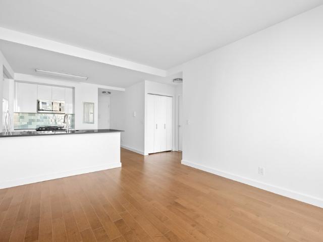 80 Dekalb Avenue 12C