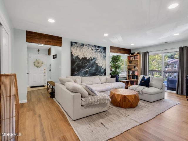 80 Diane Drive