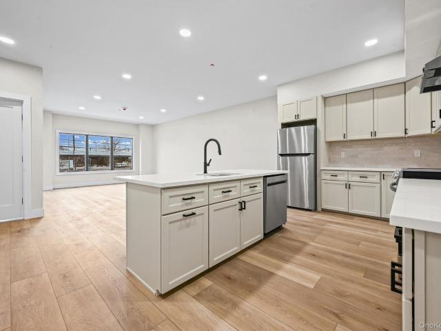 80 Division St, Unit 2G, Patchogue, NY 11772 | MLS #955194 | Compass