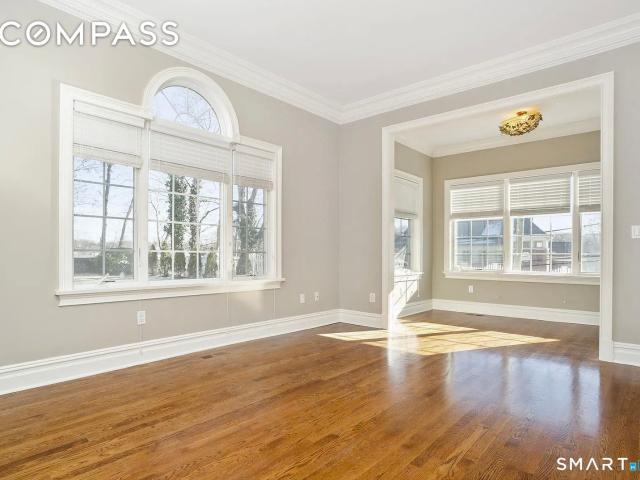 80 E Putnam Ave, Greenwich, CT