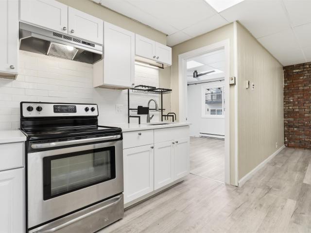 80 East 24Th St