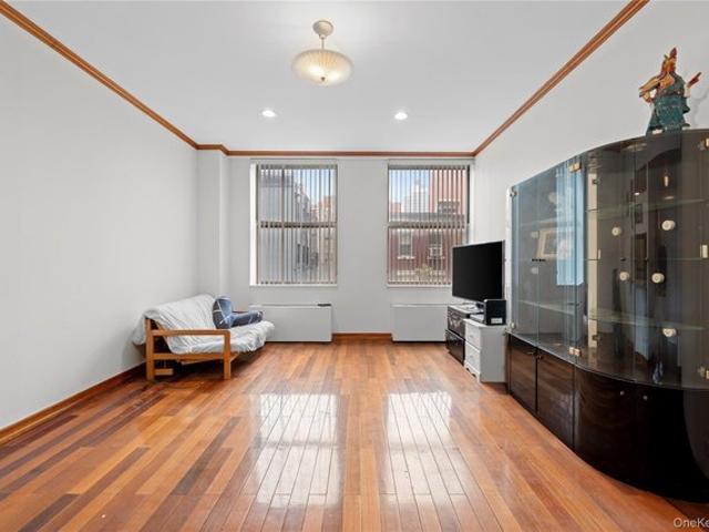80 Elizabeth St Apt 2K, New York, NY 10013