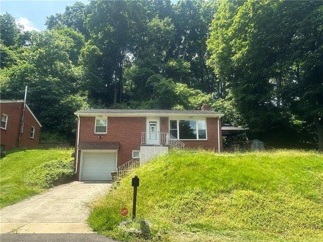 80 Forest Rd, Ambridge, PA 15003