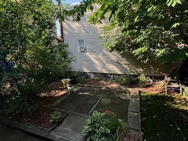 80 Fulton St # 1