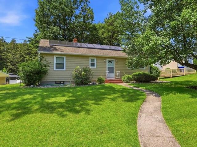 80 Gatewood Rd, Springfield, MA 01119