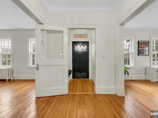 80 Glenwood Road