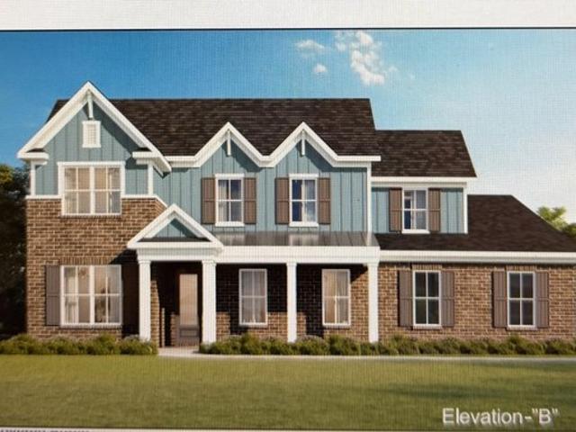 80 Hazel Crest Dr S, Oakland, TN 38060