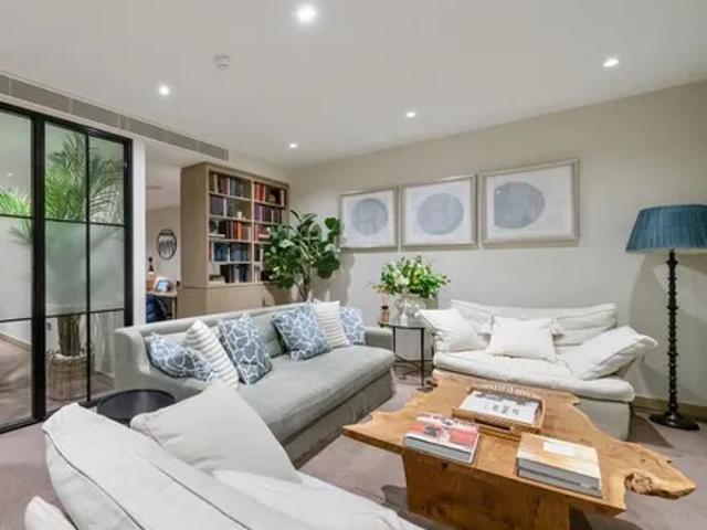 80 Holland Park, London, W11 3TG, United Kingdom | 3 bed apartment for rent #139068228 | Rentberry
