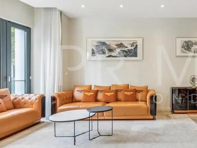 80 Holland Park, London, W11 3TG, United Kingdom | 3 bed duplex for rent #139266479 | Rentberry