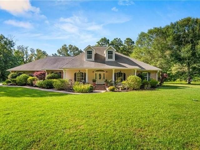 80 Karen Dr, Deville, LA 71328
