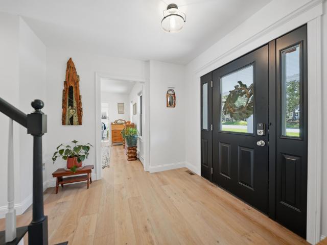 80 Karlin Road