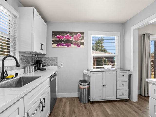 80 Loma Vista Way, Pittsburg, CA 94565 | MLS #41125 | Compass