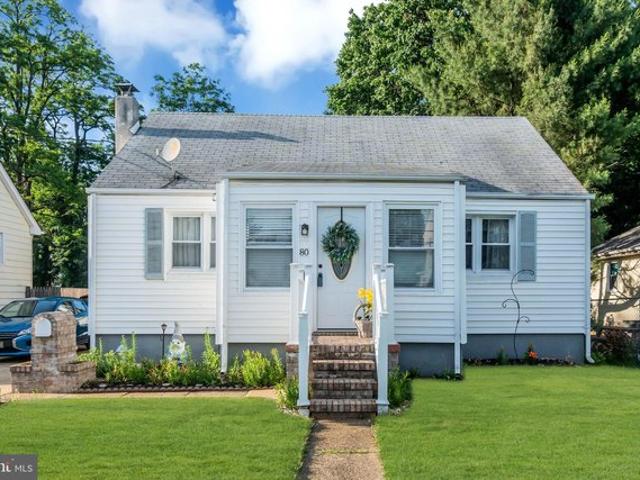 80 Locust Ave E, Hamilton, NJ 08620
