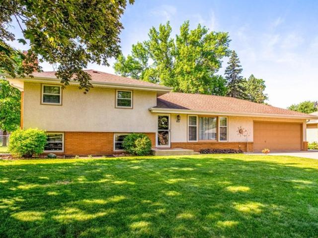 80 Logan Pkwy NE, Fridley, MN 55432