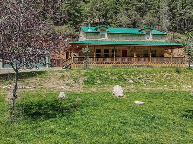 80 Mamaw St, Cloudcroft, NM 88317