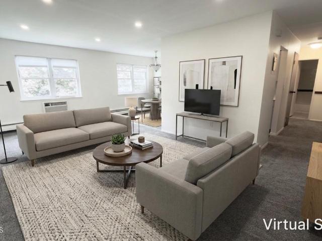 80 Manchester Court Unit E