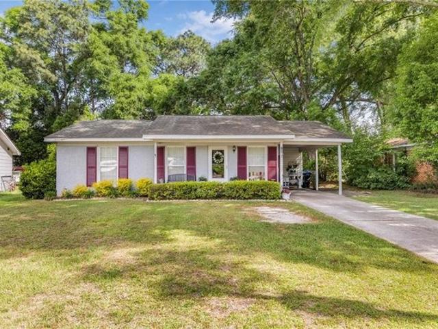80 Margaret Ave, Chickasaw, AL 36611