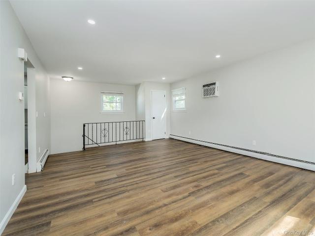 80 Maxwell Avenue