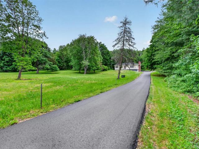 80 N Cross Road